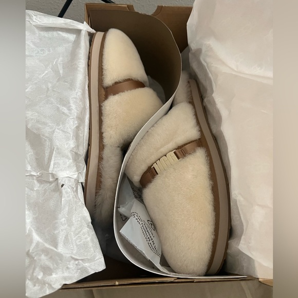 UGG | Shoes | New Ugg Dalla Cream Sheepskin Slippers | Poshmark
